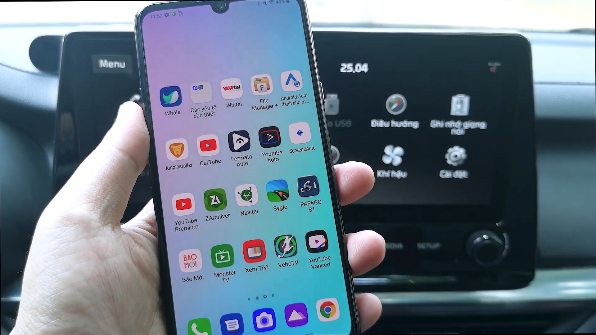 LG R8x thinQ - Xem Youtube Trên Android Auto